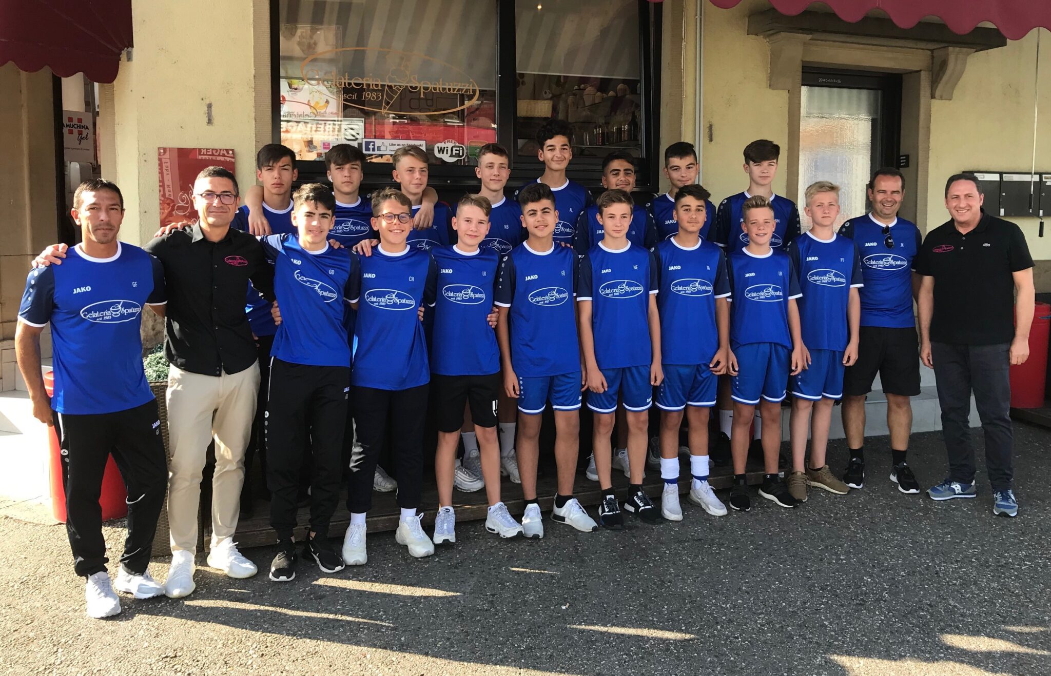 Gelungener Saisonstart: Gelateria Spatuzzi unterstützt die C1-Jugend ...